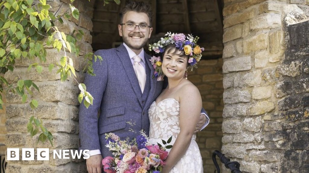 Birmingham University link for couples separated by 54 years - BBC News