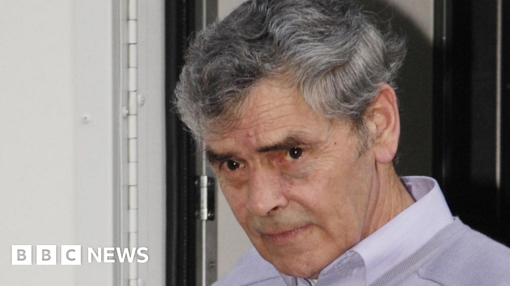 Inquiry into death of serial killer Peter Tobin - BBC News
