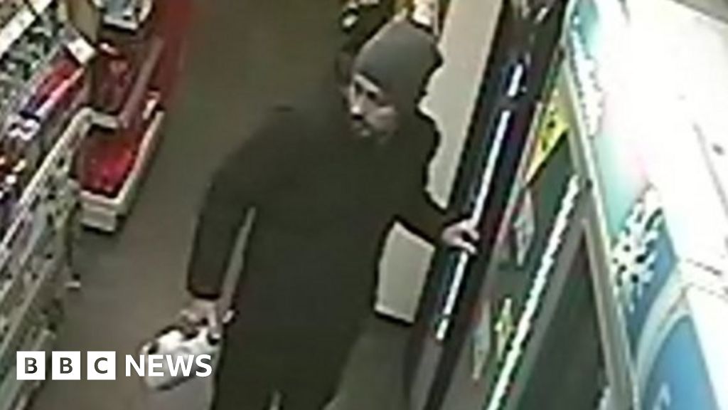 CCTV of 'vital witness' to Billyjoe Bates murder