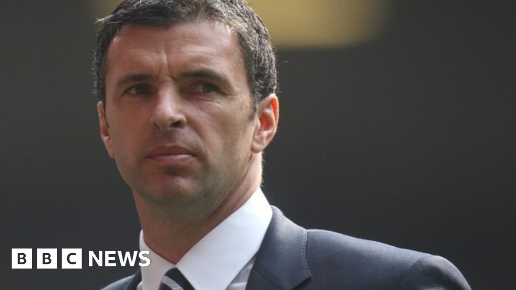 Euro 2016: 'Emotional day' for Gary Speed's dad - BBC News