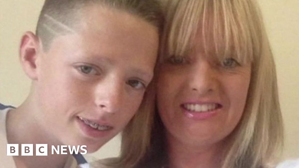 Dylan Crossey: Driver's role in teen's death in coroner's report - BBC News