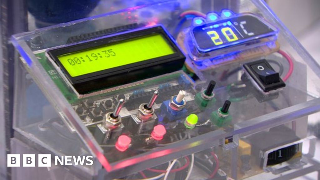 Northern Ireland science fair 'breathtaking' - BBC News