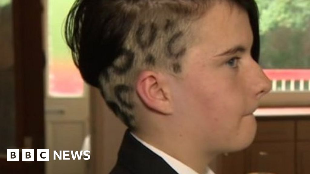 Sheffield girl sent home from school over leopard-print hair - BBC News