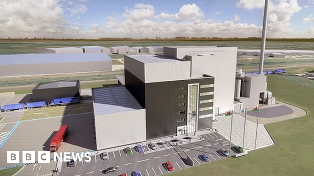 Parc Adfer plant recruitment attacked by GMB and Unison - BBC News