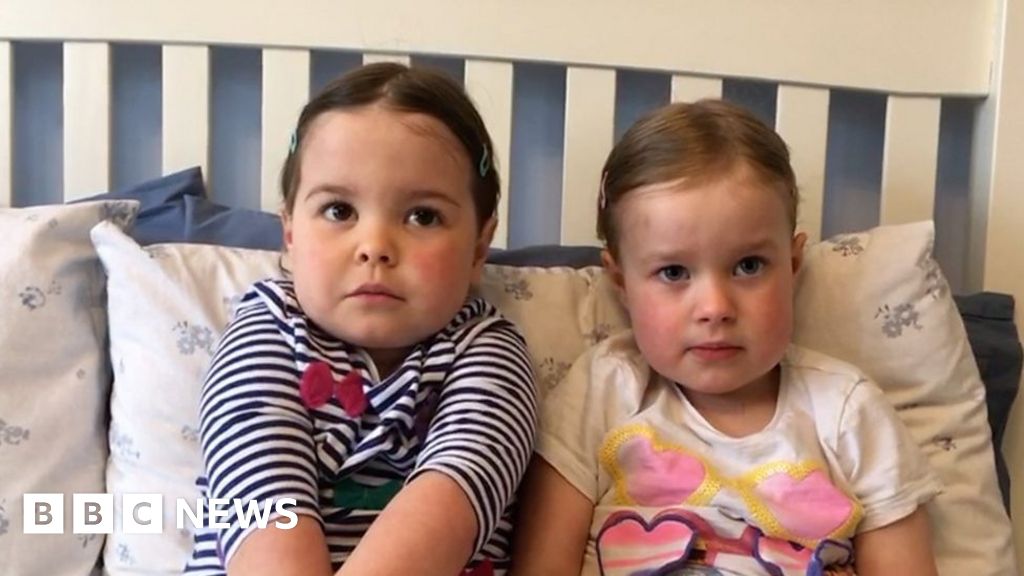 Coronavirus: How to explain it to very young children