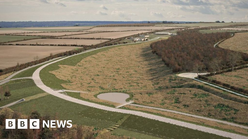 Lowdham: Work starts on new £26m flood protection scheme - BBC News