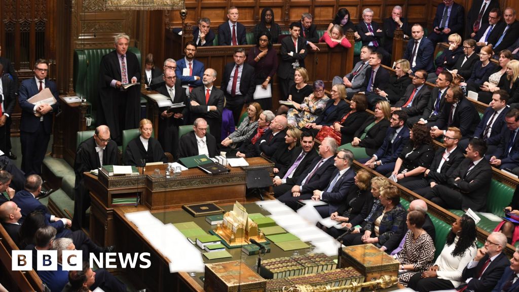 PM aims to push Brexit bill through in three days