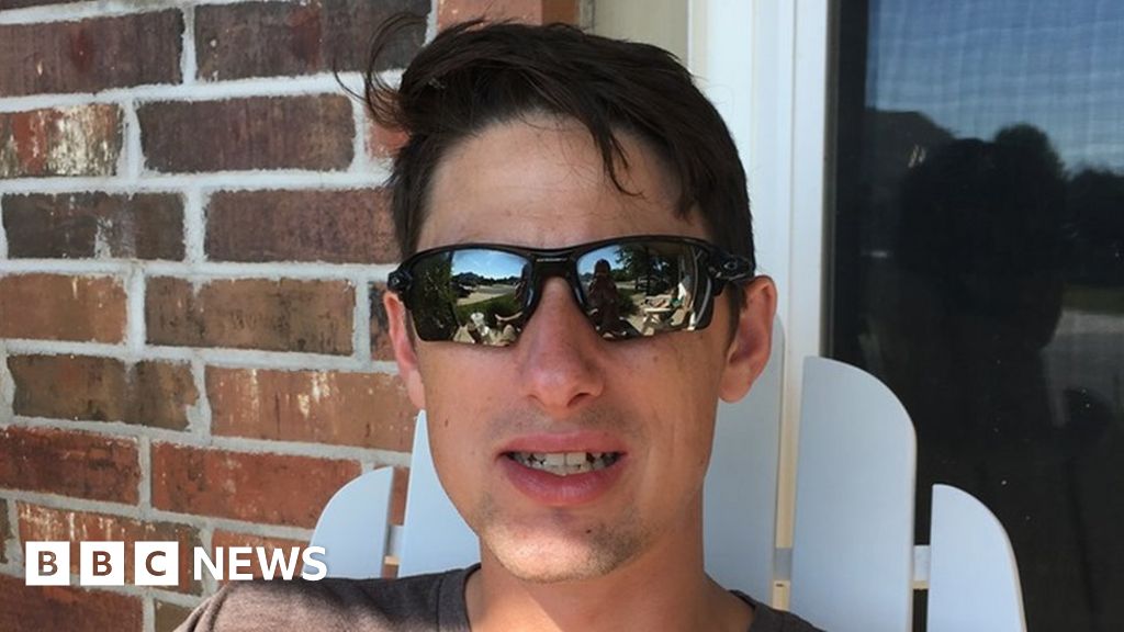 Kansas runner killed by lightning near ultramarathon finish line - BBC News