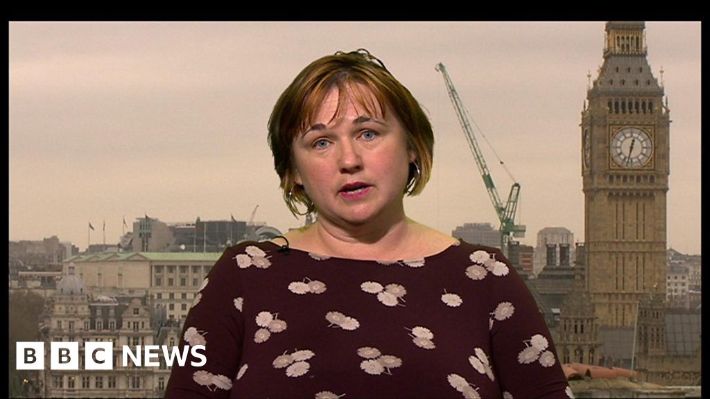 Socialist Party activist calls for Labour MP to face reselection - BBC News