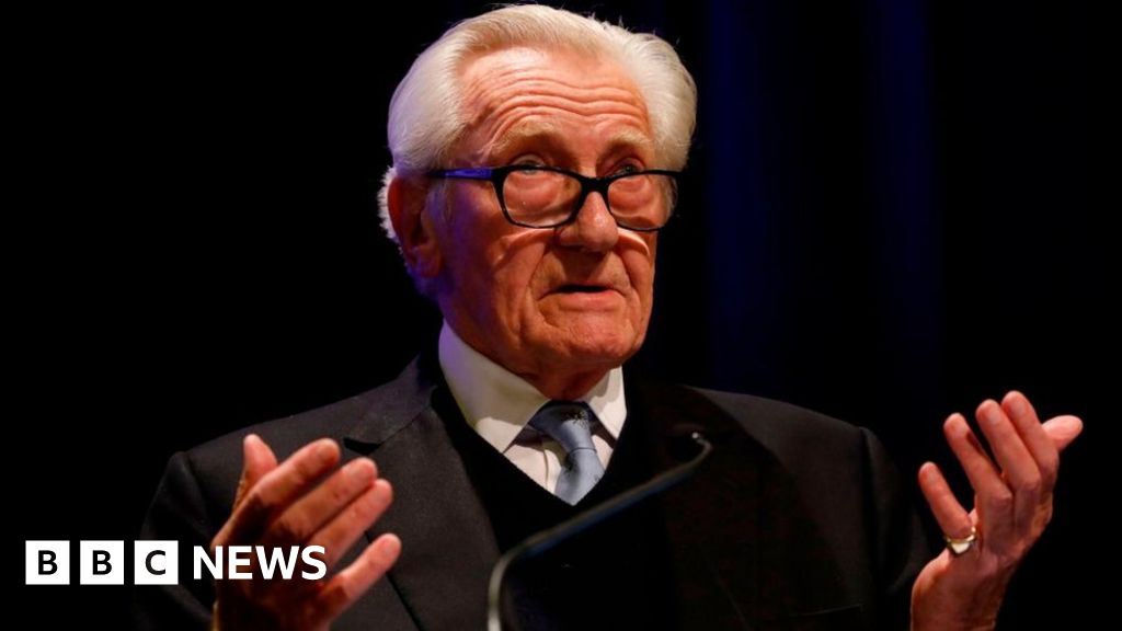 Government approach to business 'chaotic' and 'incoherent', says Heseltine