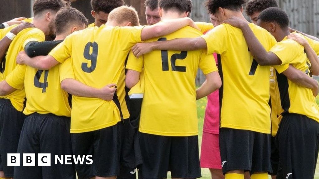 Gala Wilton FC gets go-ahead for ground improvements - BBC News