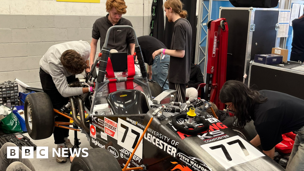University of Leicester team build race car for Silverstone challenge ...