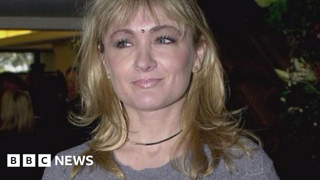 Caroline Aherne’s brother: ‘I thought she would survive’ - BBC News