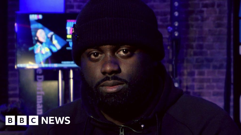 Police 696 forms are 'targeting grime acts' - BBC News
