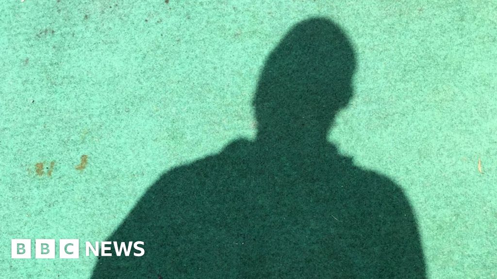 April Jones's father: Paedophile therapy 'the way forward' - BBC News