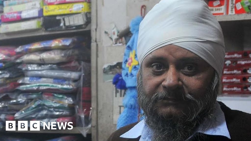 A messiah for India's abandoned sick - BBC News
