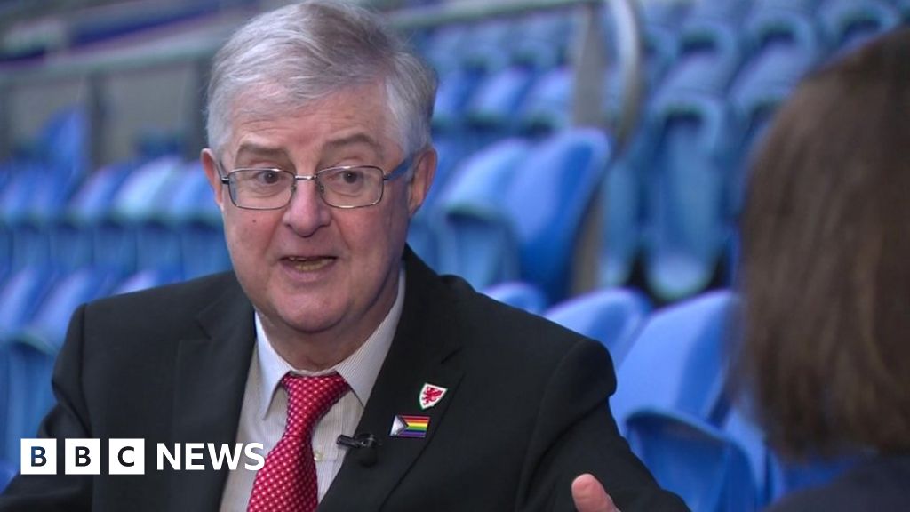 Budget: Mark Drakeford fears Autumn Statement impact on Wales - BBC News