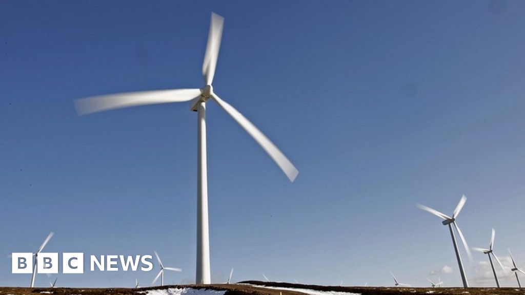 Scotland sets 50% renewable energy target - BBC News