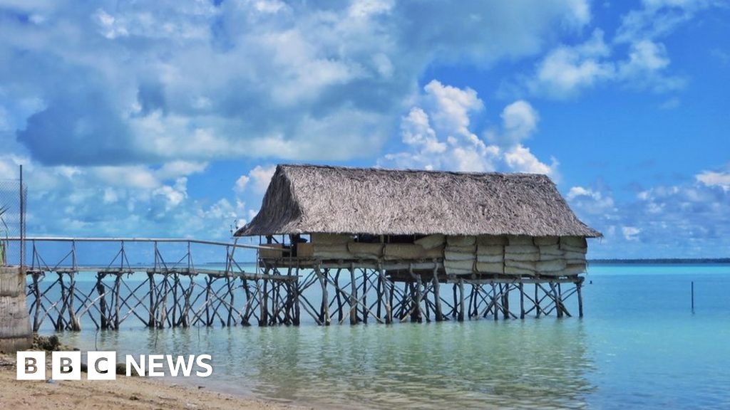 Kiribati media guide - BBC News