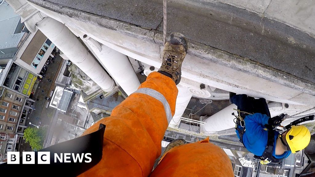 Nottingham Council House clock restored for first time in 25 years