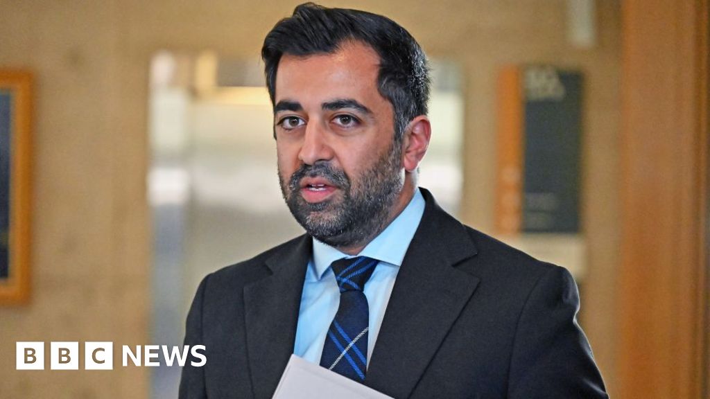 Humza Yousaf announces plan to improve childcare - BBC News