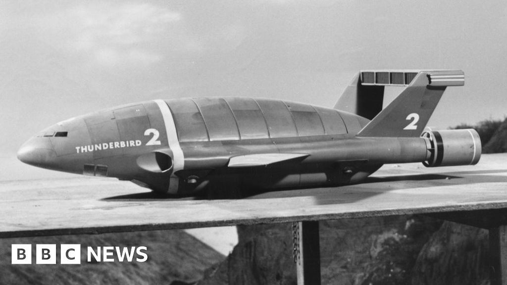 What jobs will flying robots be doing in future? - BBC News