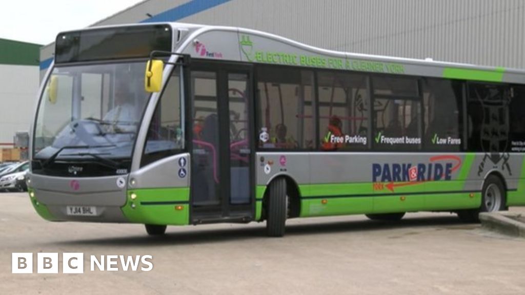 Fleet of electric buses for York city centre - BBC News
