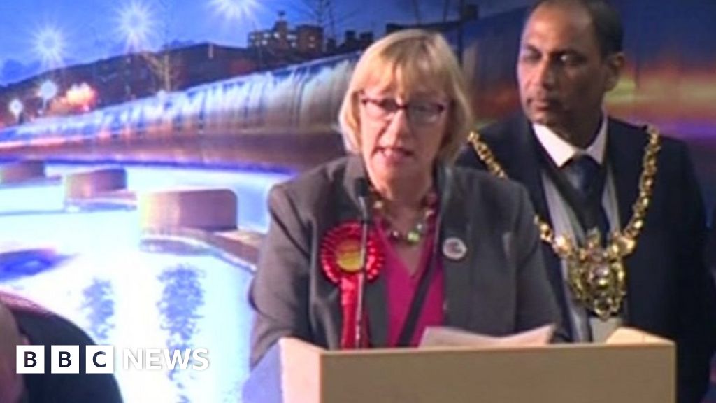 Gill Furniss, widow of Harry Harpham, wins Sheffield seat - BBC News