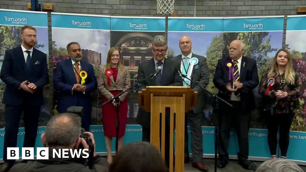 Labour's Sarah Edward says Tamworth voted for a fresh start - BBC News