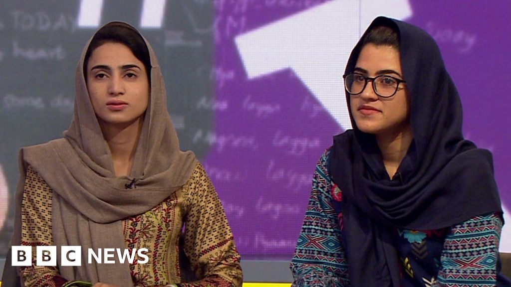 'Girls should fight for their education' - BBC News
