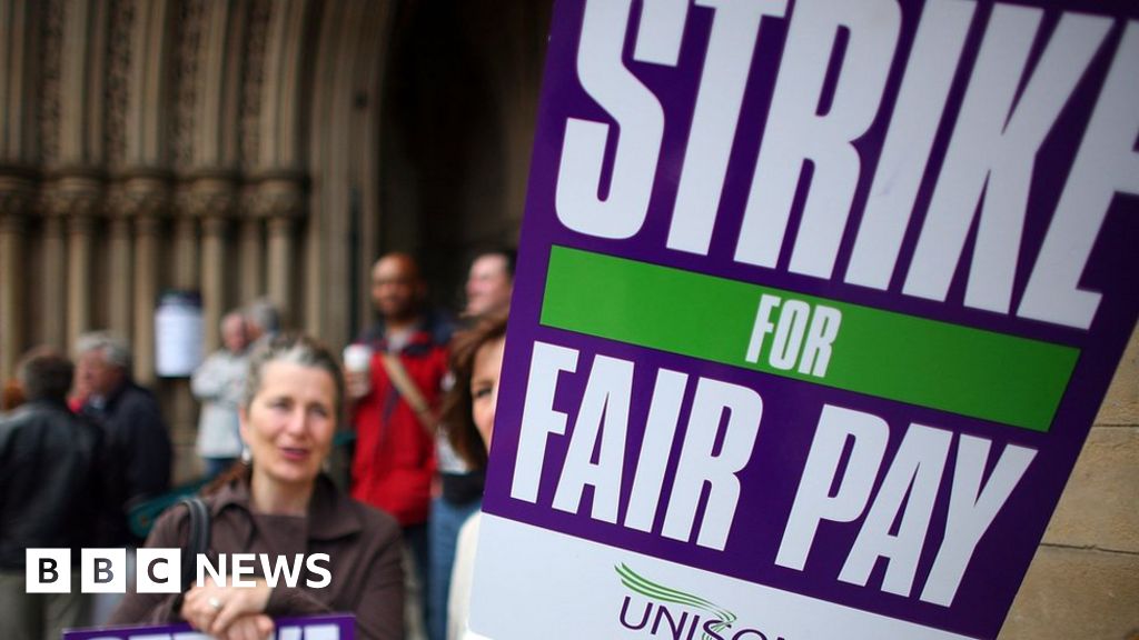 Unison urges council workers to back strike action over pay