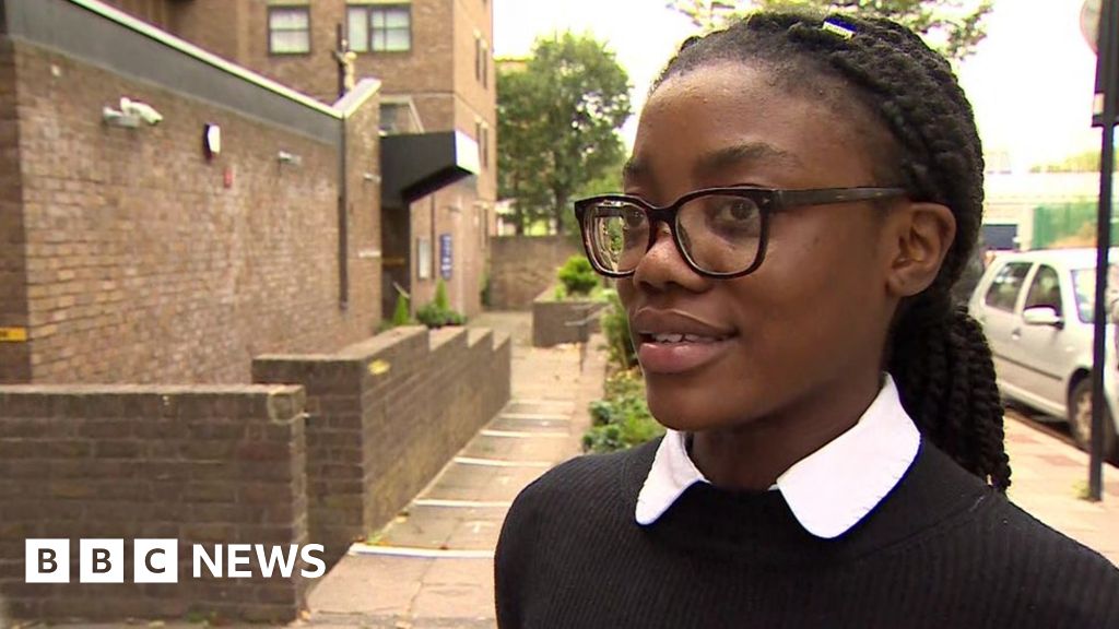 Taylor Swift: Student 'over the moon' at singer's donation - BBC News