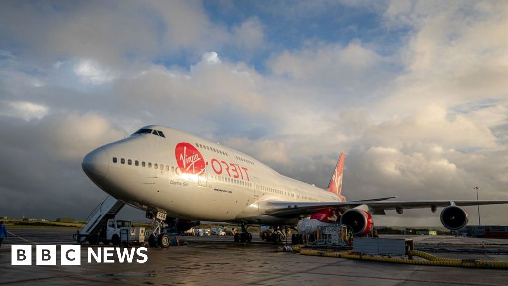 Virgin Orbit: First UK space launch from Cornwall faces delay - BBC News