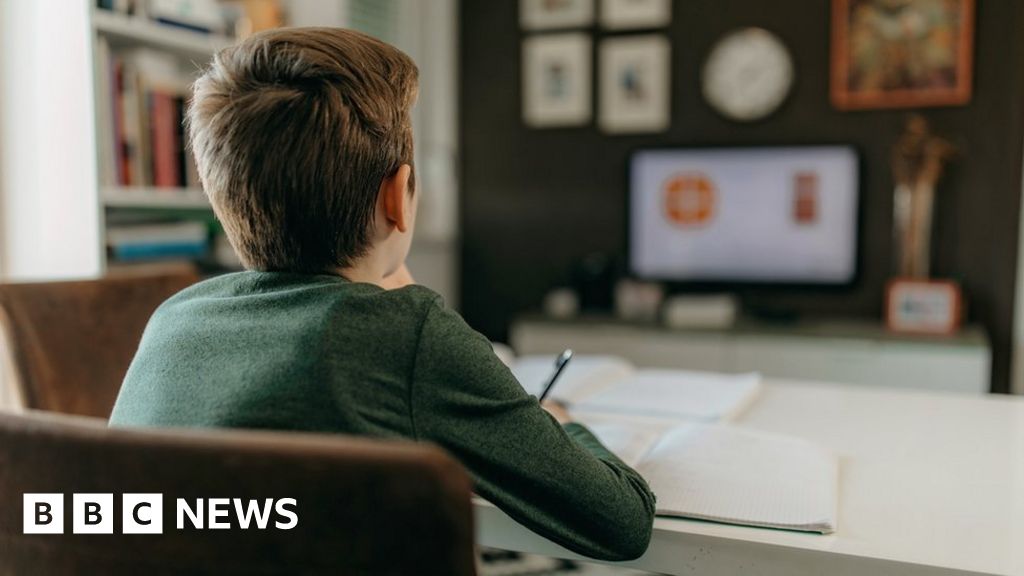 Covid-19: Some pupils remote learning amid staff shortage - BBC News