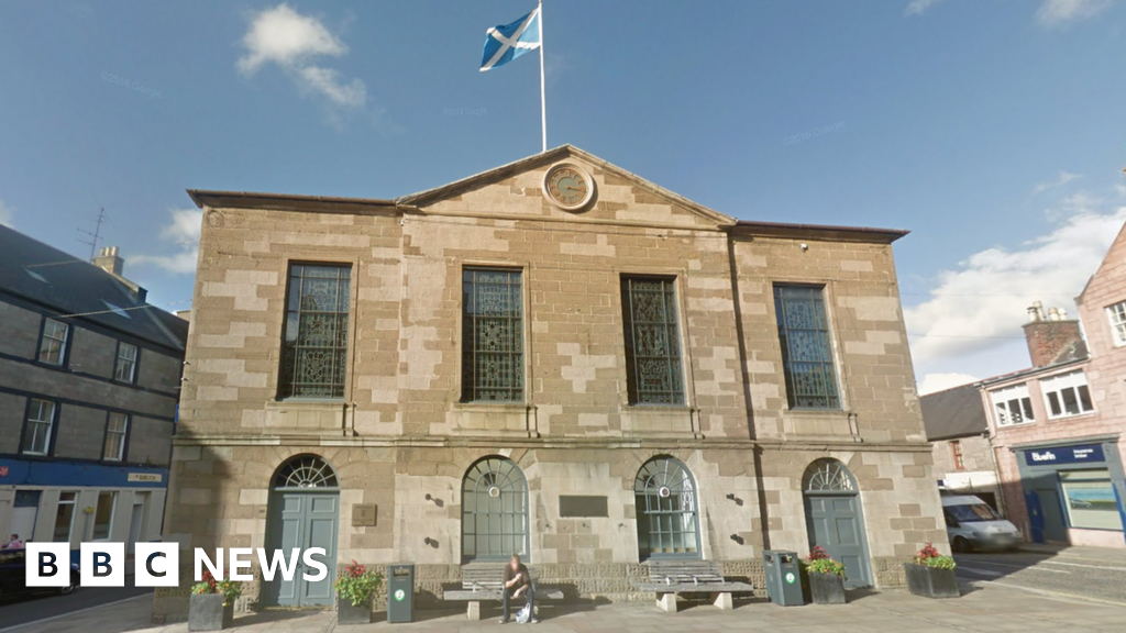 SNP gain Angus Council seat after by-election win - BBC News