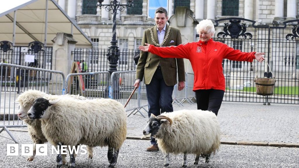 Stars, presidents and sheep: Notable freemen and women - BBC News