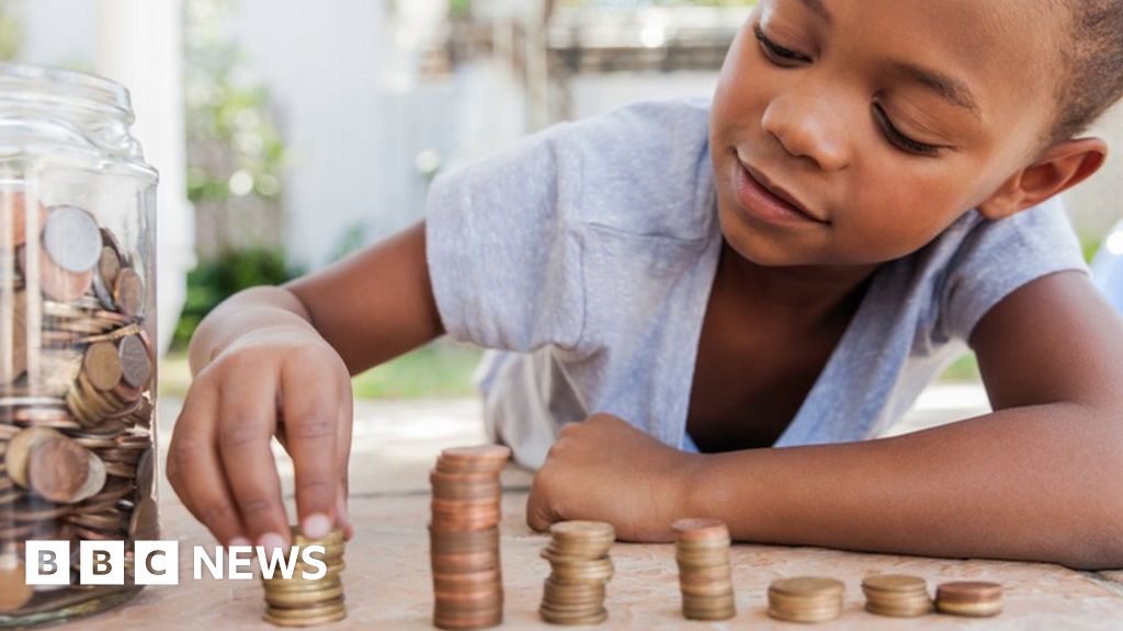 Penny pitching: Your eight uses for 1p and 2p coins - BBC News