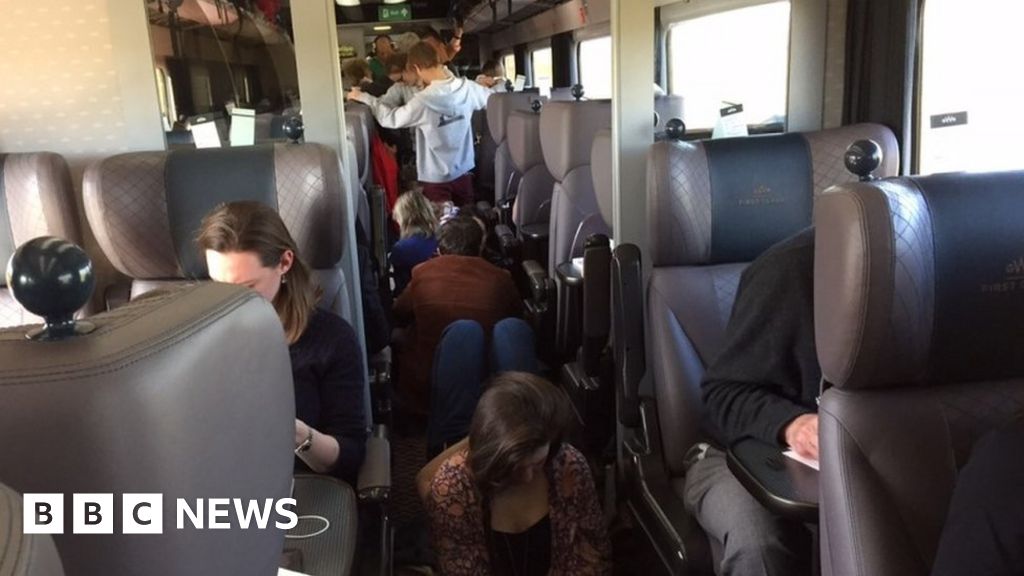 Passengers forced off train at Plymouth due to overcrowding - BBC News