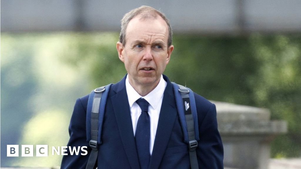 Heriot-Watt professor followed children in Perth pool changing room ...