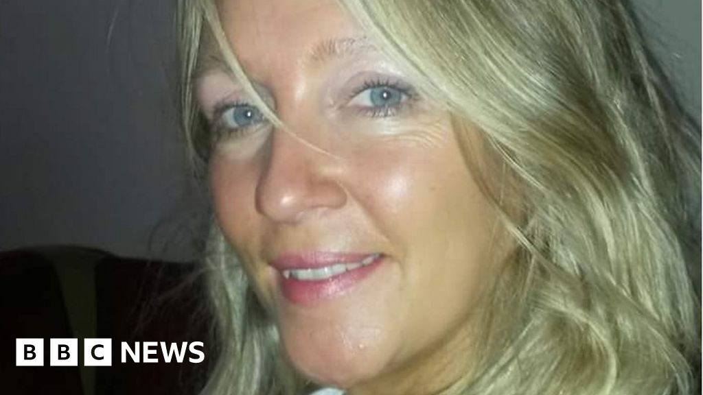 Blackpool woman found dead was 'generous to a fault' - BBC News