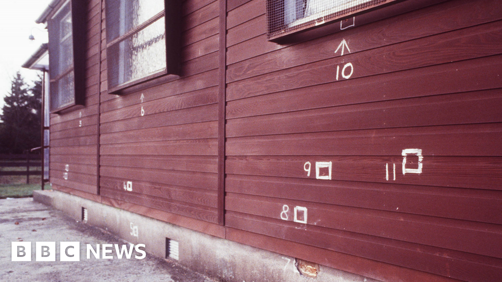 Darkley: A singing congregation silenced by gunfire - BBC News
