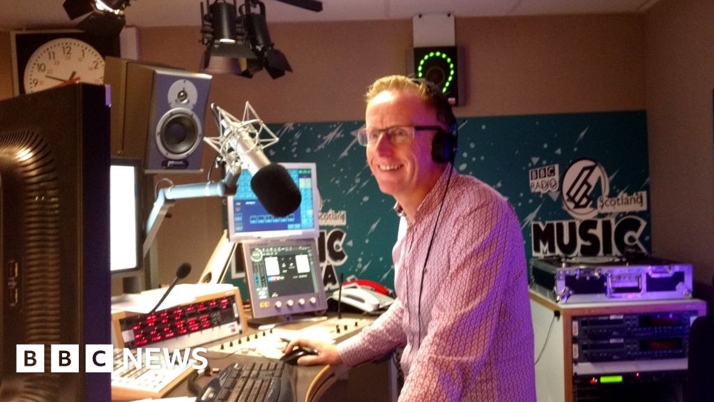 New BBC Scotland radio station appears for eight days - BBC News