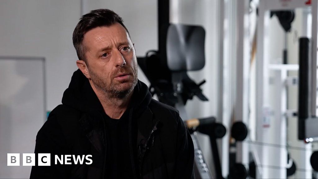 MND diagnosis was devastating for my kids - Jason Bowen - BBC News