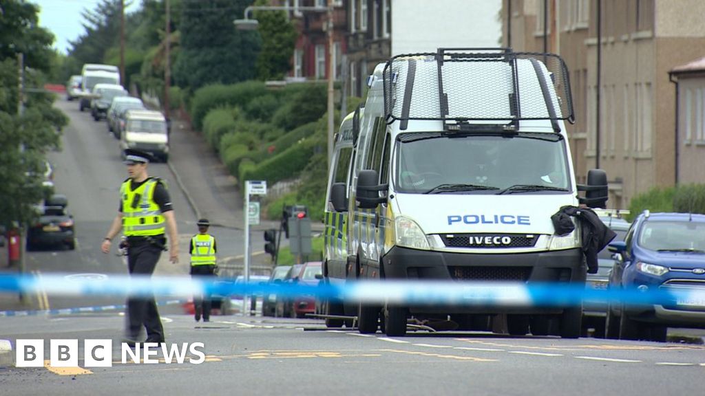 Man in court over attempted murder in Glasgow - BBC News
