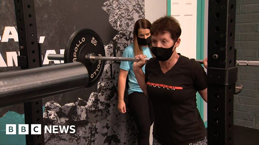 Ireland lockdown eases: 'It's just unreal' - BBC News