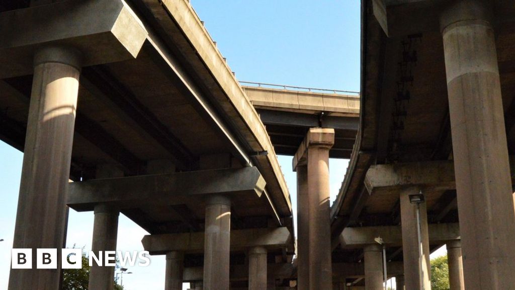 In pictures: Birmingham's post-war, Brutalist architecture - BBC News