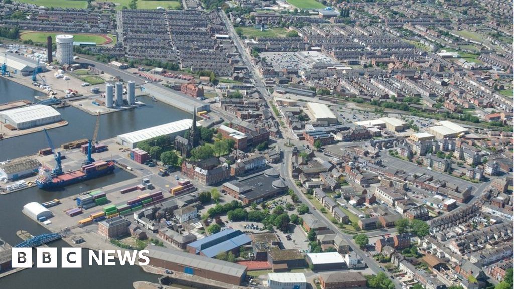 Goole Town Deal: Public to get say on revamp plans - BBC News