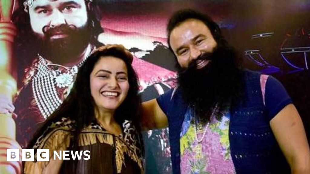 Honeypreet Insan: India rapist guru's adopted daughter arrested - BBC News