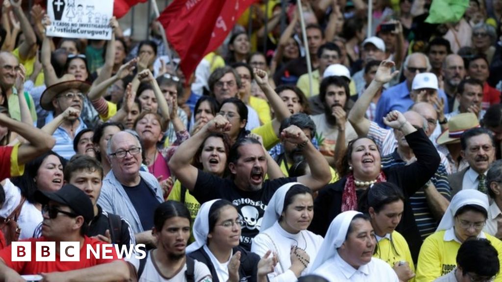 Paraguay court sentences farmers for deaths of policemen - BBC News