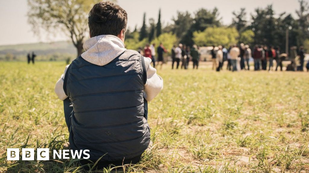 MPs back bill to reunite child refugees with relatives